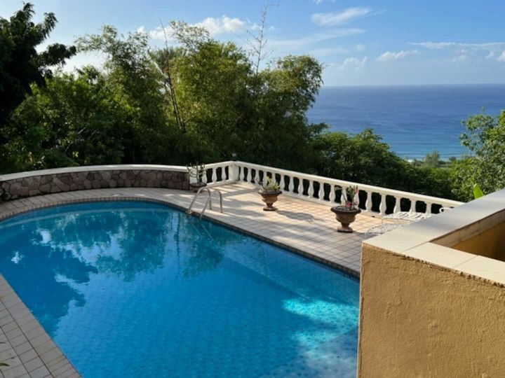 4br Villa With Breathtaking View And Pool - Montserrat