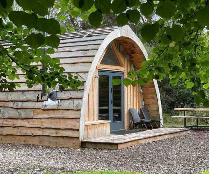 Clyd (Cosy) Woodland Cabin With Outdoor Bath - Brecon