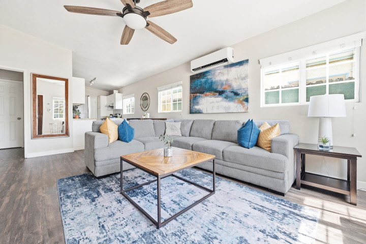 Cozy 2br Front House|sleeps 5|min. To Sofi & Lax - El Segundo, CA