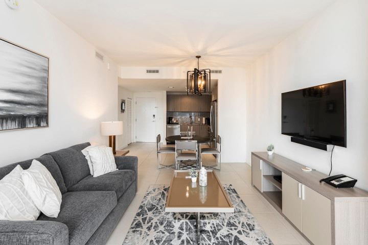 Best Area Of Doral With All The Services! - Doral, FL