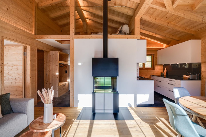 Chalet Spatz Loft  Cozy Retreat With Shared Sauna - Kandersteg