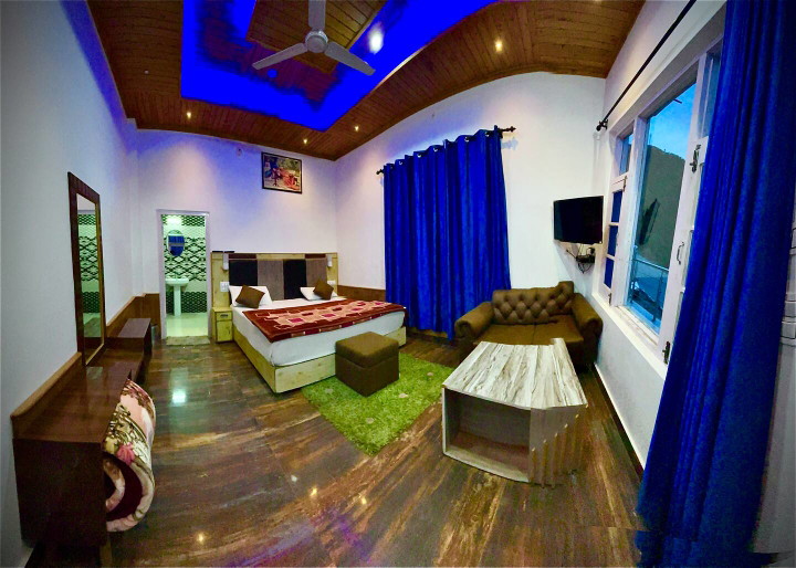 Himalayan Canvas 4 Bonfire Include - Chamba
