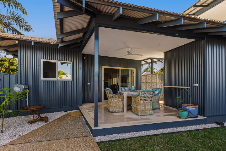 The Blue House Guest House, Cable Beach - Broome