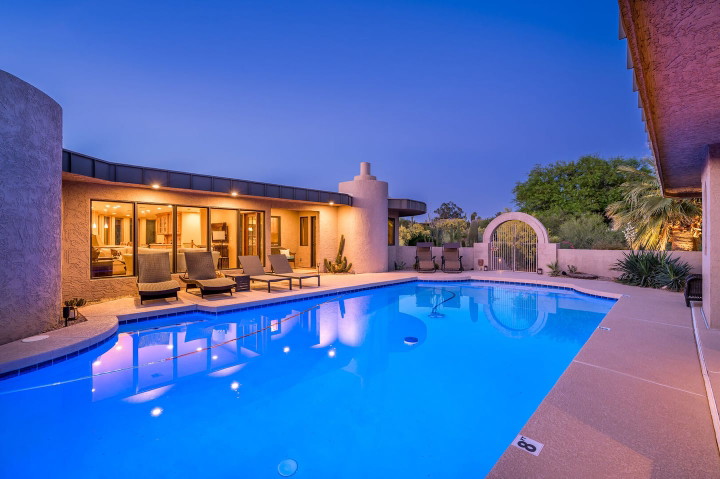 Carefree Crest: Jaw Dropping Views, Pool & Casitas - Cave Creek, AZ