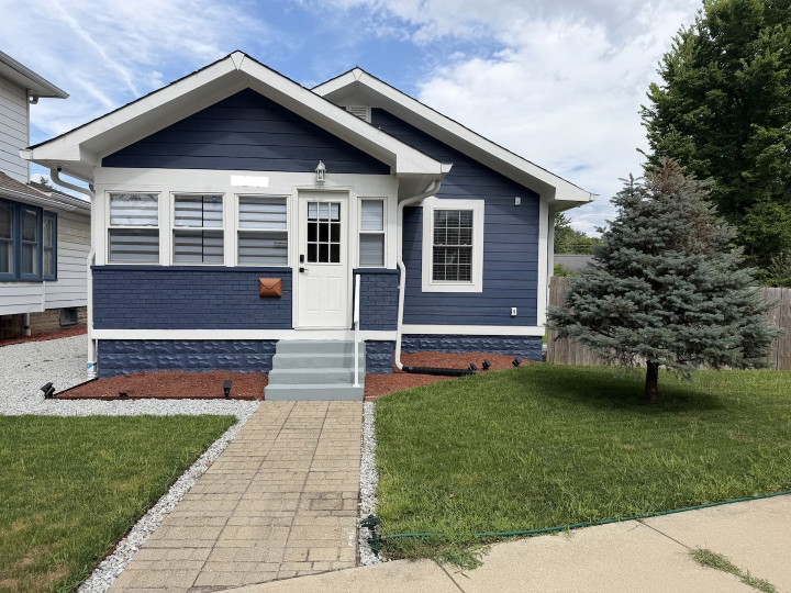 Stylish Indy Retreat Near Uindy - Indianapolis, IN