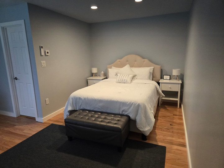 Cozy Guestroom W/ Private Access - Manchester, NH