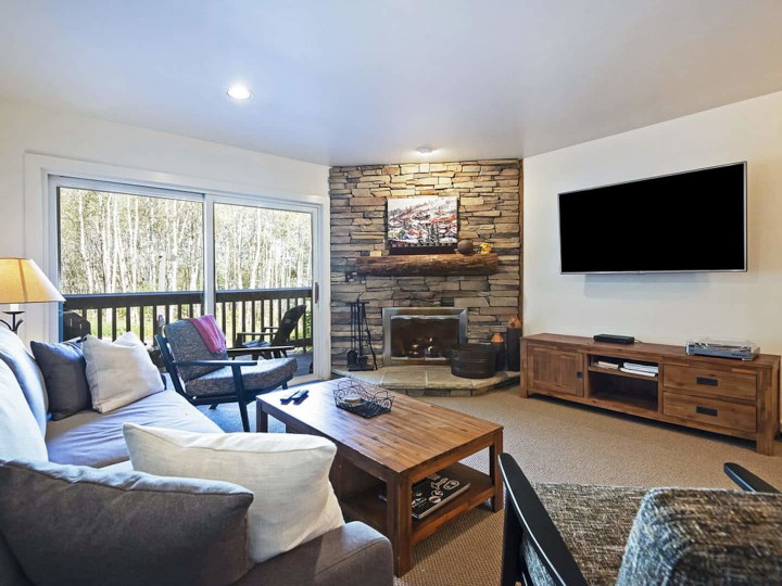 Ski-in/out 2bdr Condo W/ Shared Hot Tub And Views! - Park City, UT