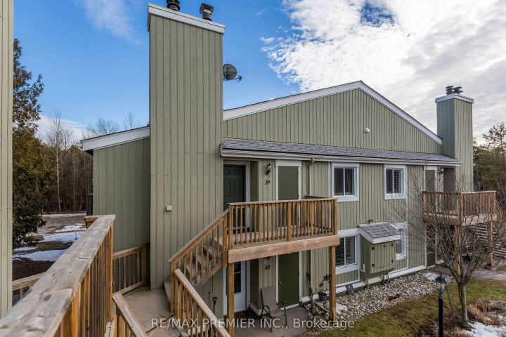2 Bd/2bth Unit In Cranberry Res. - Collingwood