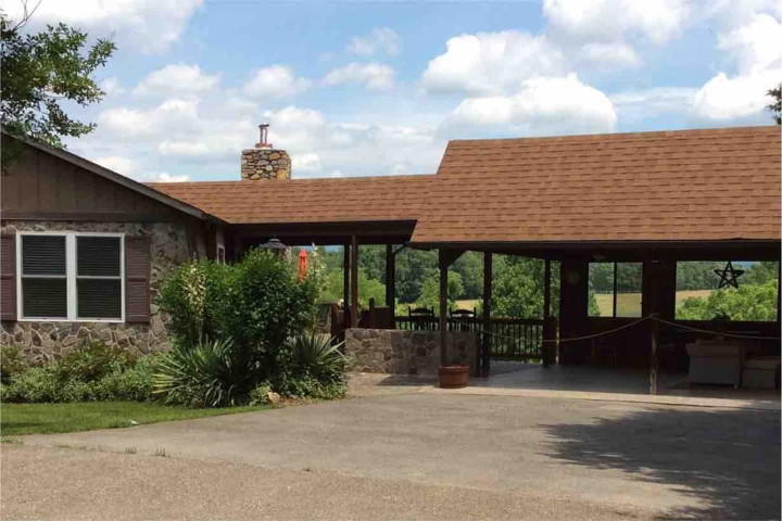 Vanquility Acres Inn & Peaksview Cottages - Bedford, VA
