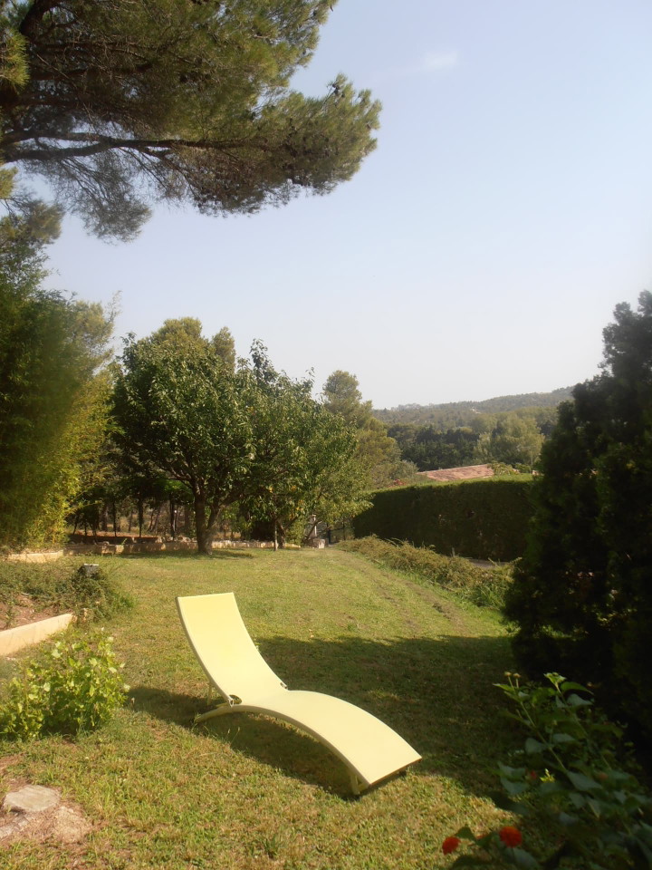 Apartment Under The Pine Trees In The Heart Of The Alpilles - Paradou