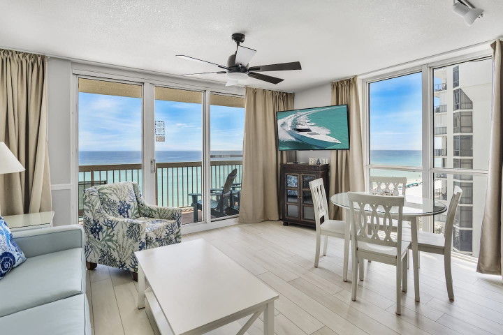 Pelican Upgraded Corner Unit, Amazing Ocean Views! - Destin, FL