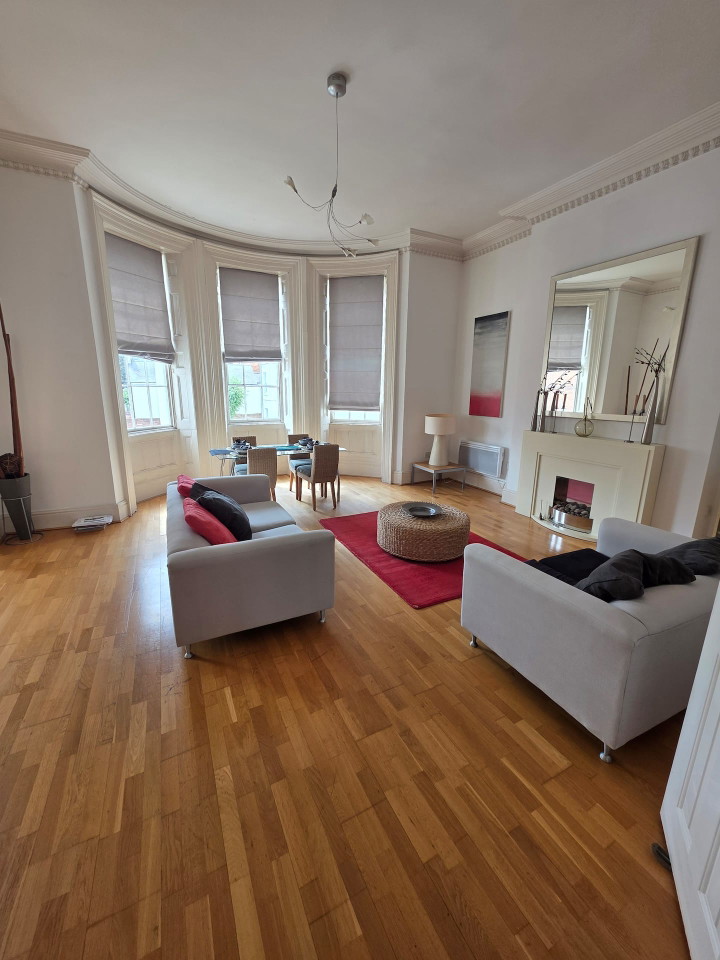 Leamington Spa Town Centre Apartment With Parking - Royal Leamington Spa