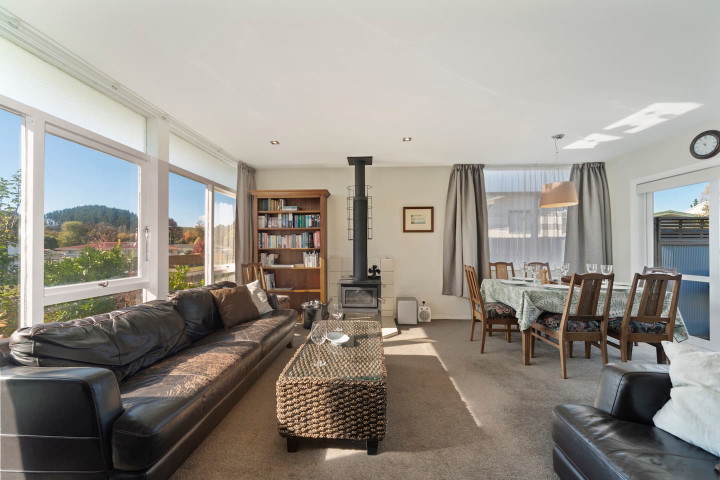 The Orchard House - Turangi Holiday Home - Tūrangi