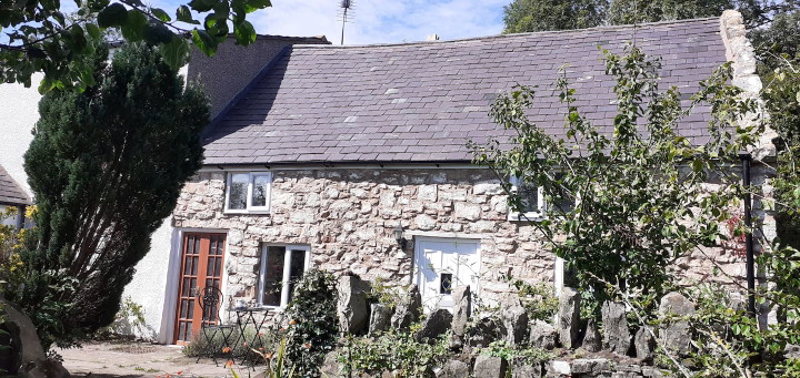 Characterful Farm Cottage Off The Beaten Track - ウェールズ