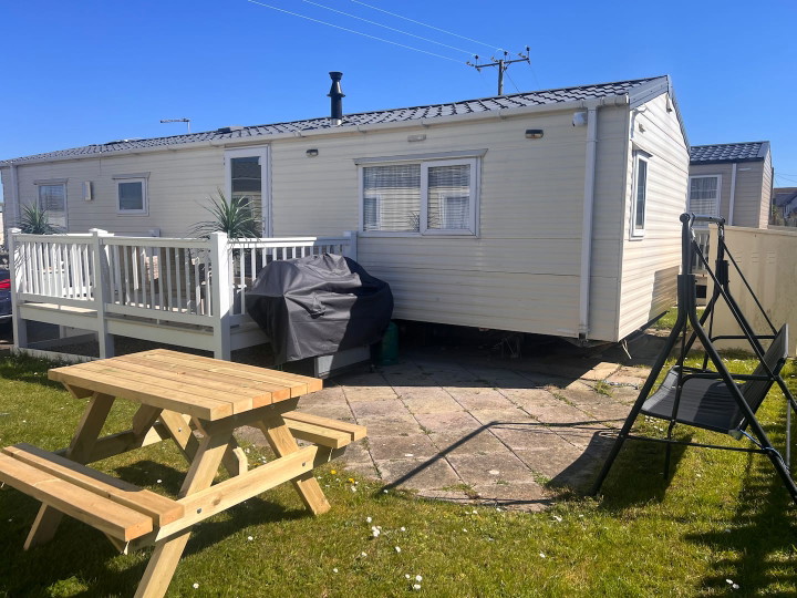 Coastal Caravan Getaway Beachfront Family Fun - Mersea Island