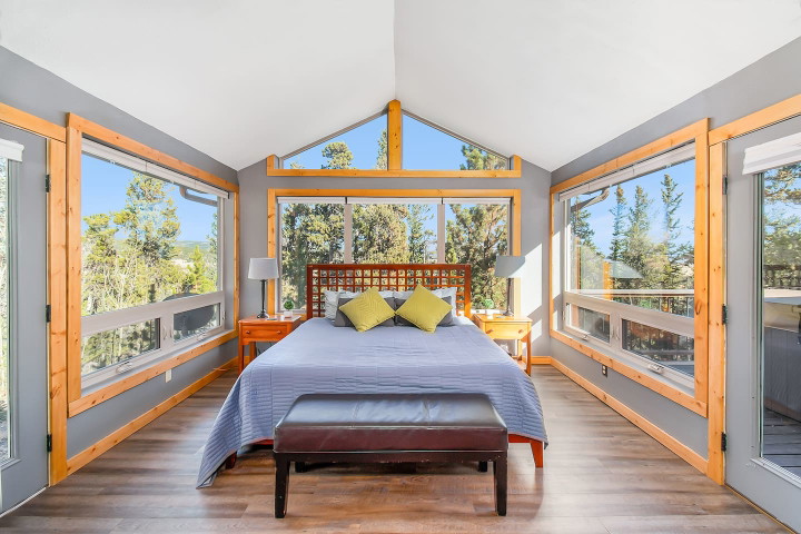 Vibrant Fall ~ Mtn. Views~ Hot Tub ~ King Beds - Fairplay, CO