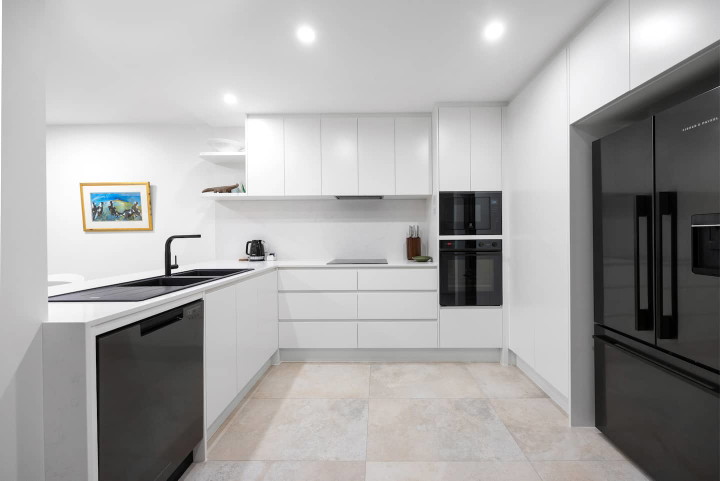 Noosa - 2brm, Lux, Walk To Beach - Noosaville