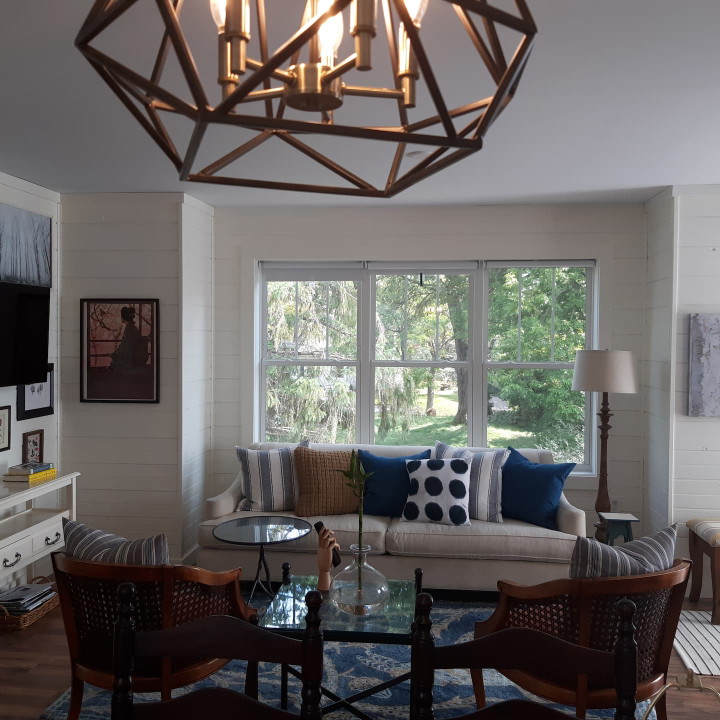 Your Own Kingfield Boutique Tree Top Suite - Minneapolis, MN