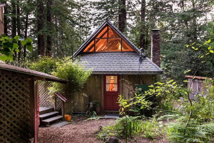 Ames House, One Bedroom Cottage +Loft W/double Bed - Mendocino, CA