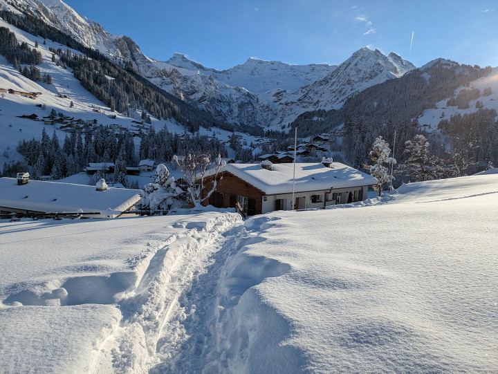 Gemütliche Wohnung Mit Traumhaftem Ausblick! - Adelboden