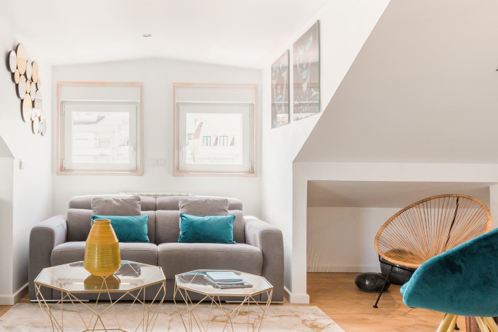 Bright And Sophisticated Apartment With Balcony - Alfama