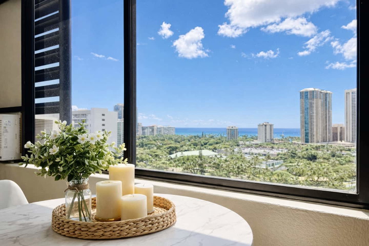 Waikiki Modern Ocean Oasis 19f - Honolulu, HI