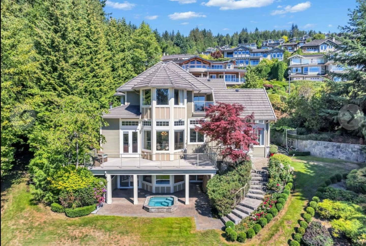 Luxury 5br Villa | Gym, Hot Tub & Ocean Views - Grouse Mountain