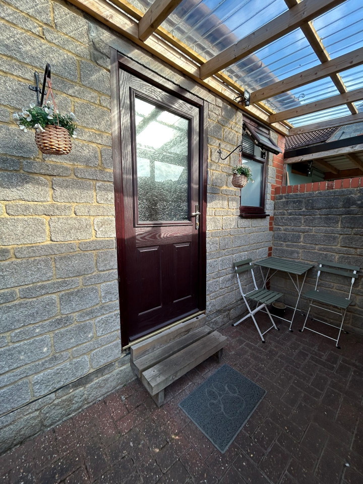 Private Self Contained Self Catering Flat - Bristol