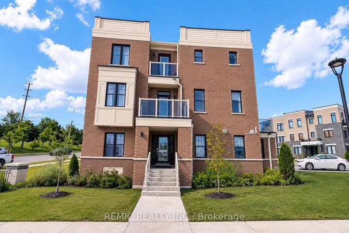 Luxury Entertainment Townhome | 3 Bedrooms - Bowmanville