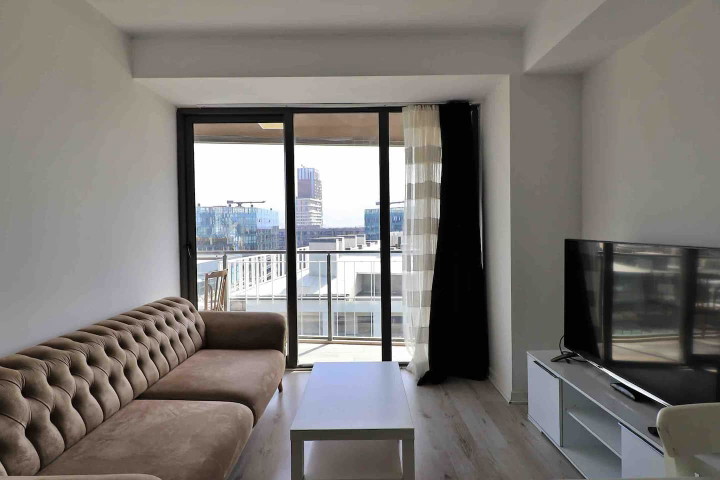 Apartment With Pool In Popular District Of Izmiriv - Bornova