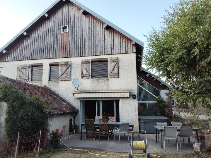 Loue Ancienne Ferme Rénovée Et Climatisée, 4 Ch. - Arbois