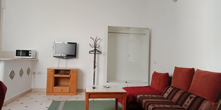 Suite à 2 Mn De La Plage 2 Lits 3 Voyageur  Climat - Hammamet