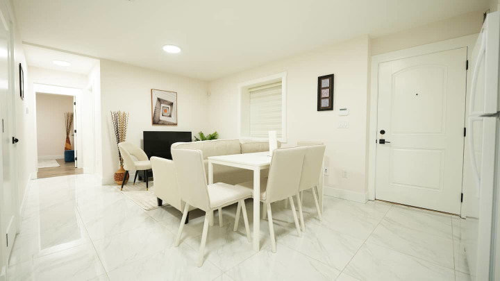 Homely Suite In Delta - Surrey