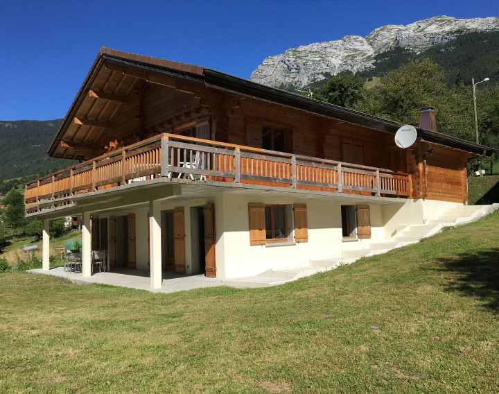 La Clusaz - Grand Logement 72 M2 Dans Chalet - Thônes