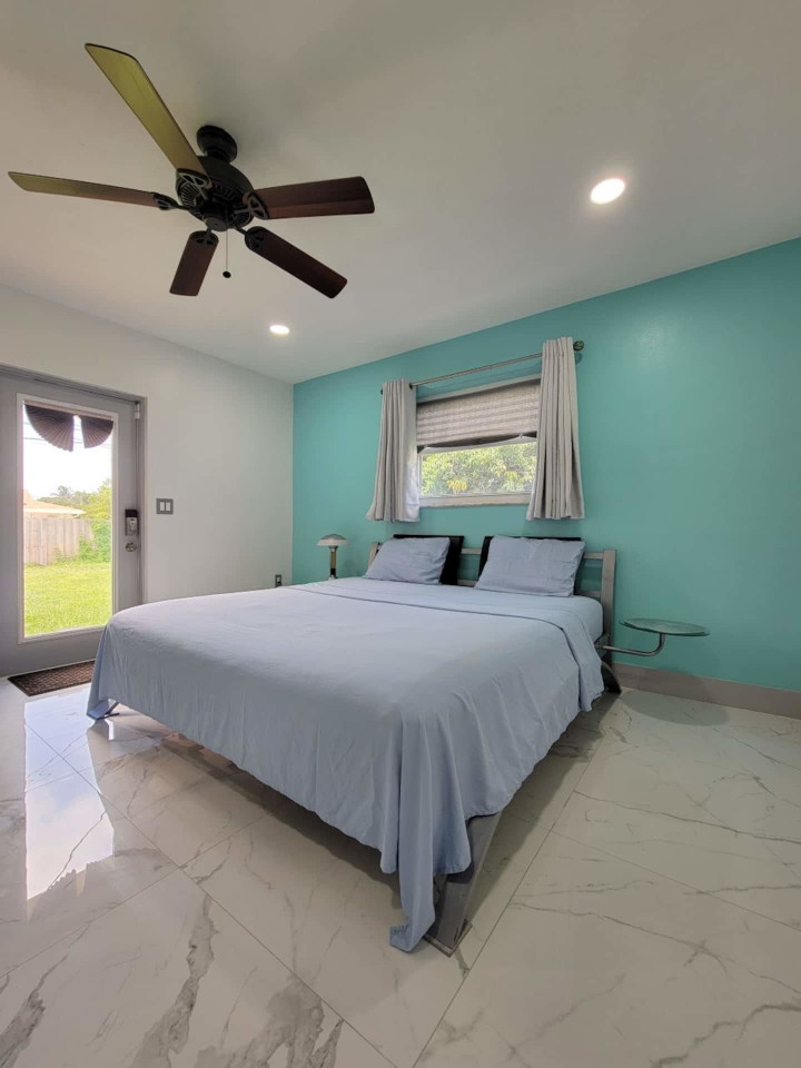 Modern Suite With Private Entrance - Davie, FL