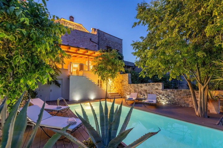 Dvor Pitve - Ardito Villa - Jelsa