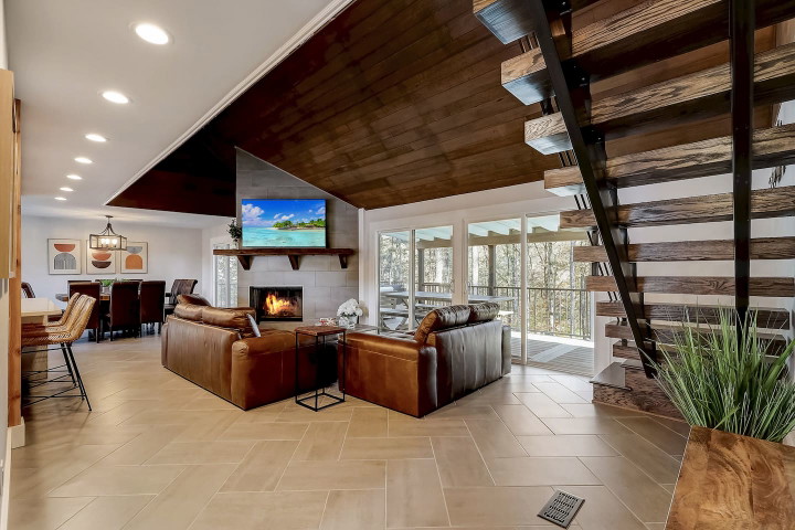 Modern Luxury Lakehouse W/ Private Dock On Lanier - Cumming, GA