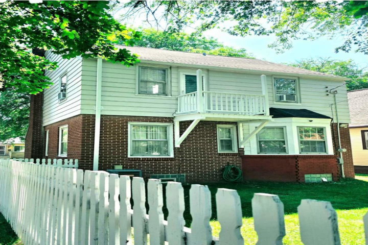 9 Couchages | 4 Chambres, 1 Salle De Bain Et 1 Wc | Jardin Clôturé + Barbecue + Garage - Wauwatosa, WI