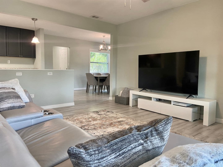 The Little Blue House - Your Sarasota Getaway - Sarasota, FL