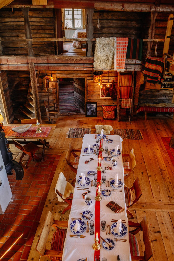 Big Historical Log Timber House (Viking Roots) - Mora