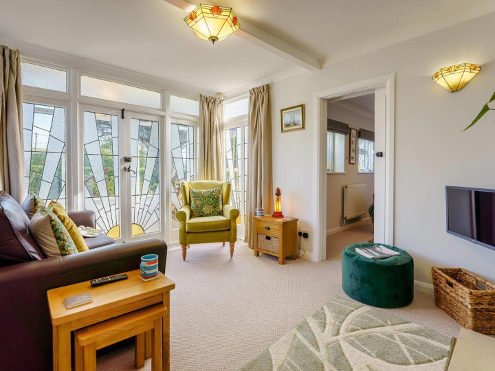 2 Bed In Romney Marsh (Oc-90372) - Dymchurch