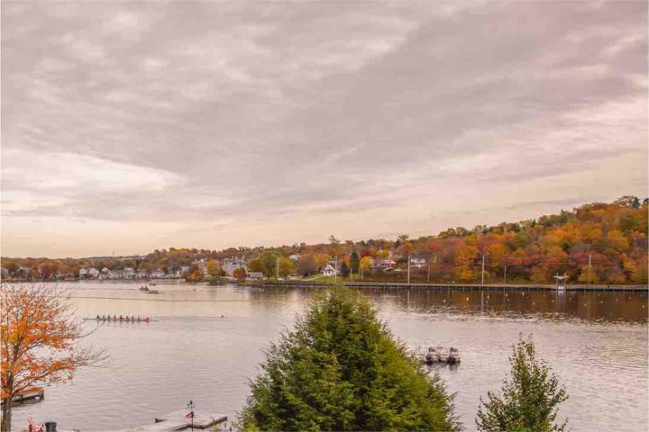 Lov'n Lake Banook! Guest Suite - Halifax, NS, Canadá