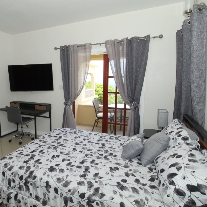 Riverside Suite, Urban Retreat - Montserrat