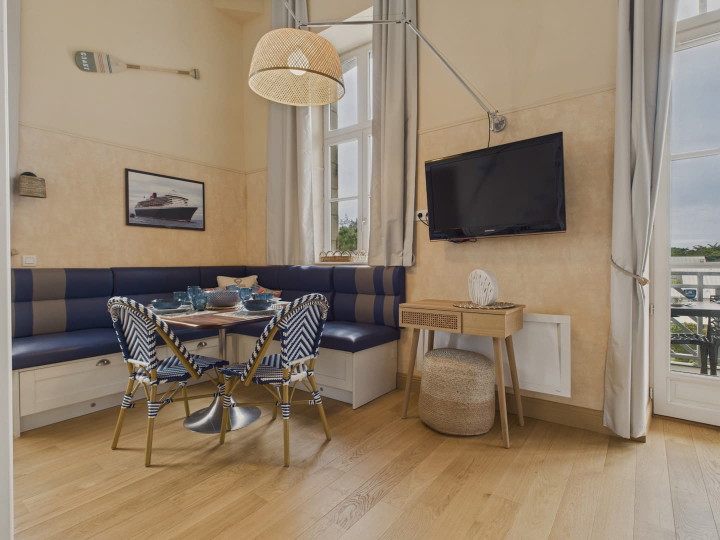 Balcony With Sea View, Direct Access To Beach And Pool - Le Croisic