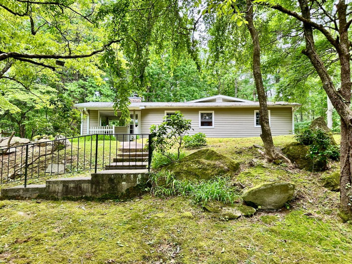 Home In Clayton - Clayton, GA