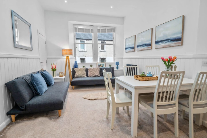 Elegant 3bd Escape - Perfect Central Location - Oban