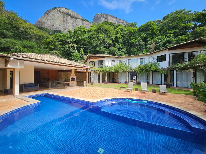 Casa Gávea Vista Cristo/ Christ View
5 Suítes - Rio de Janeiro