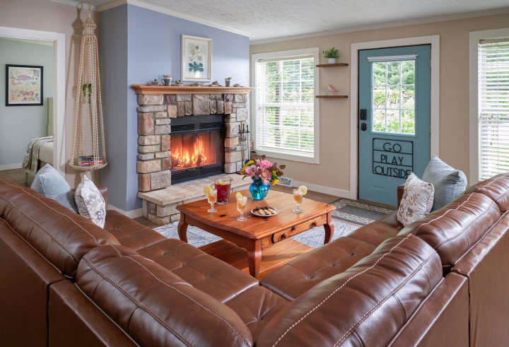 Creekside Cottage - 30 Acres W/ Pool/kayaks/trails - New Buffalo, MI
