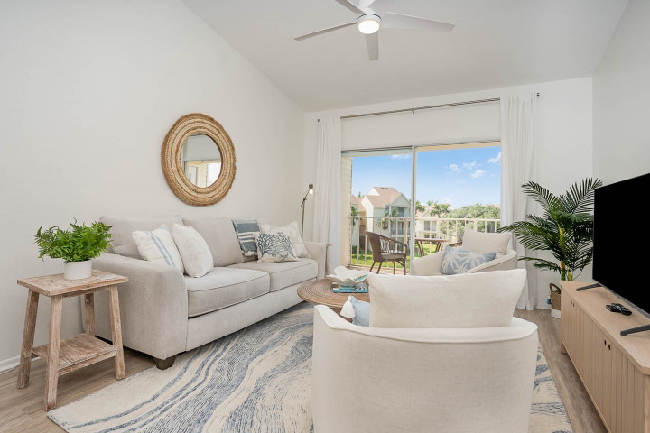 Luxury Beachside Condo · Half Mile From Beach - Satellite Beach, FL