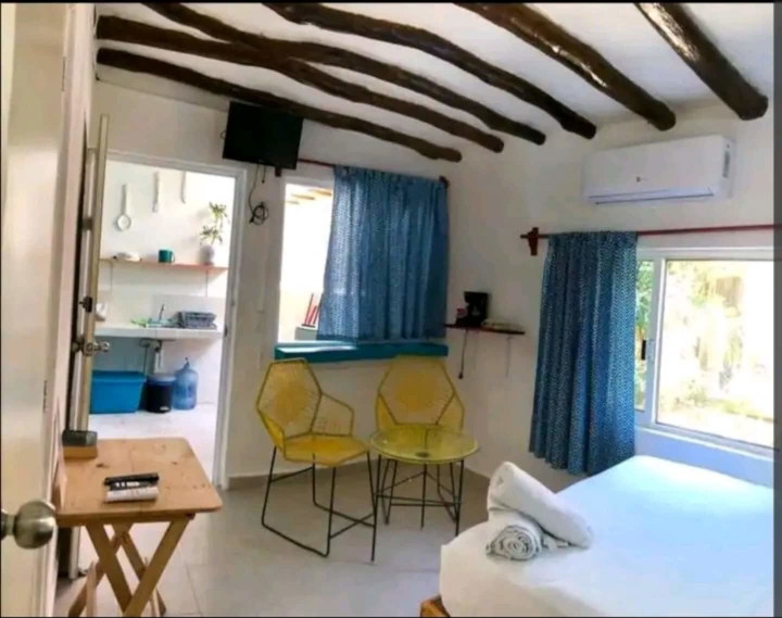 Victoria Room, Private, By The Beach, Centered - Isla Holbox